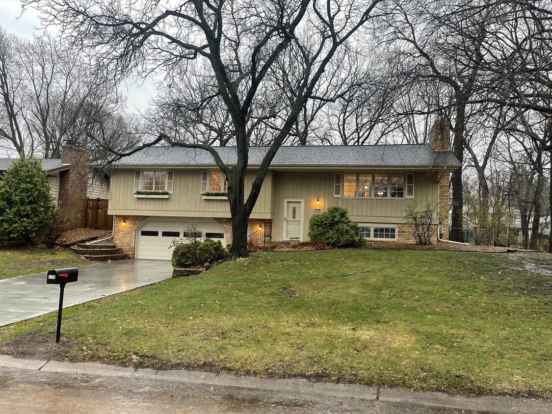 2150 Innsbruck Pky, Minneapolis, MN 55421 - House Rental in Minneapolis ...