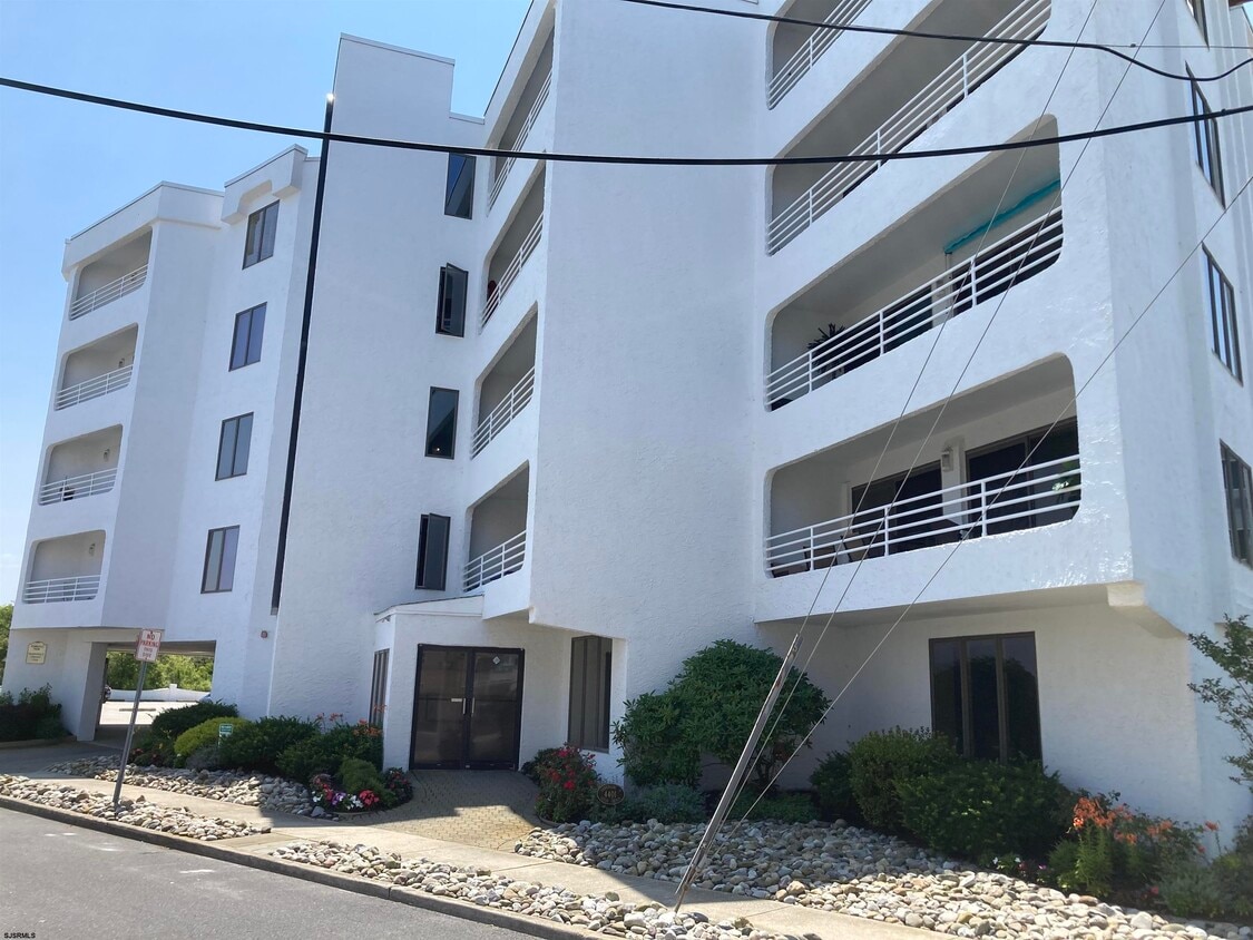 4401 Ocean Ave Unit 303, Brigantine, NJ 08203 - Condo for Rent in ...