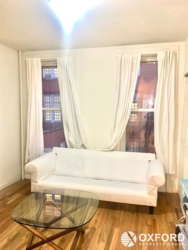 306 E 83rd St Unit 2-D, New York, NY 10028 - Room for Rent in New York ...