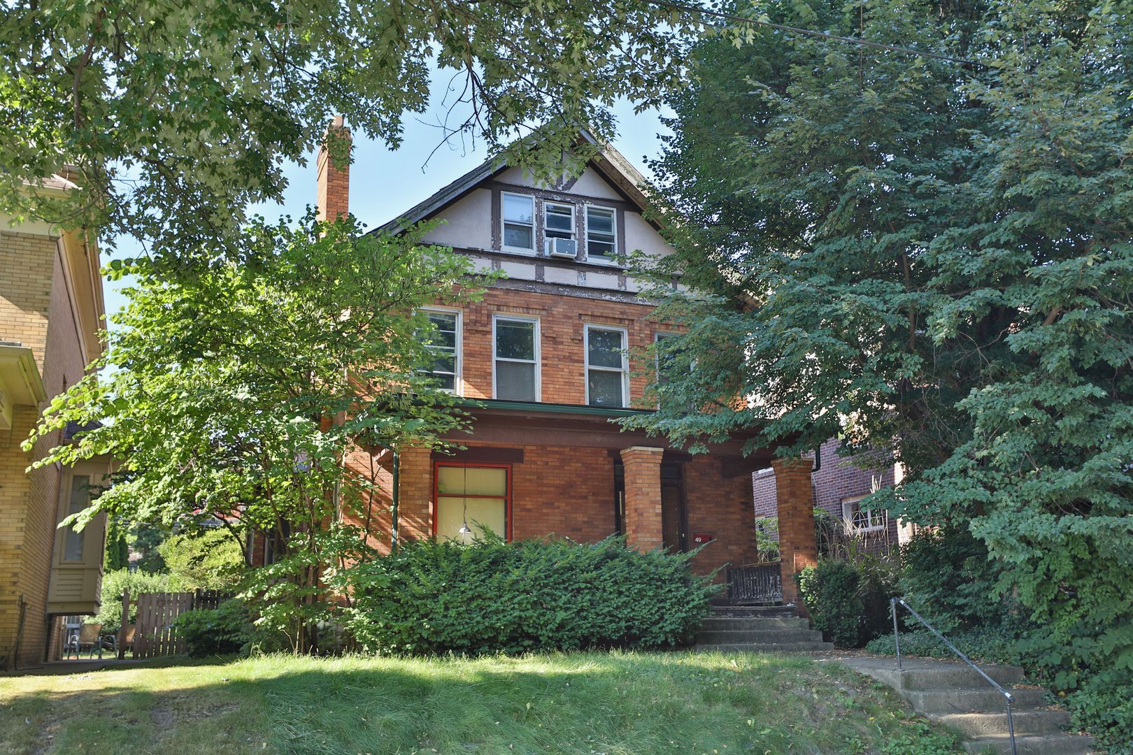 49 E Oakland Ave, Columbus, OH 43201 - House Rental in Columbus, OH ...