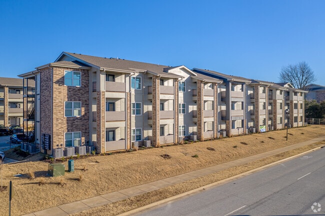 The Fairways at Fayetteville - Apartments in Fayetteville, AR ...