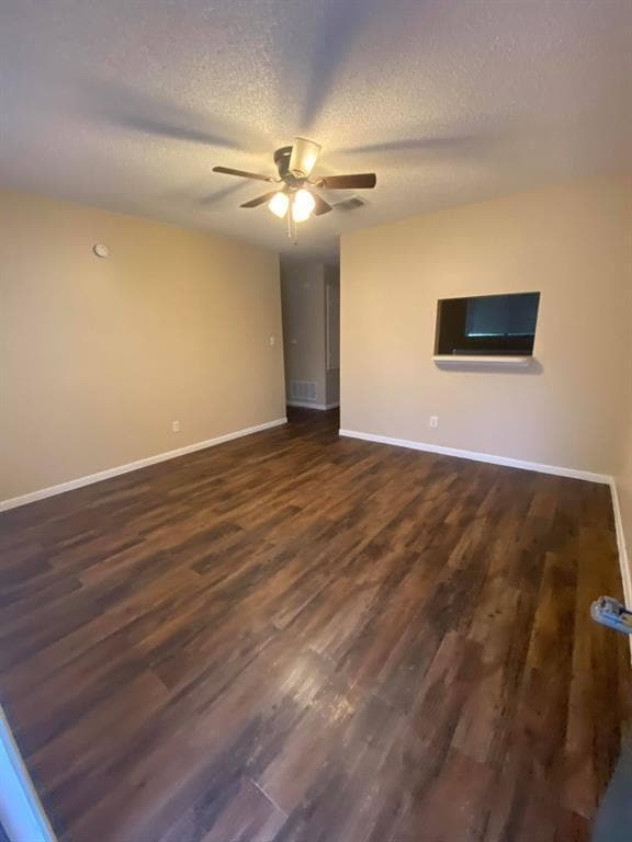 139 Elm St Unit 308, Lockhart, TX 78644 - Room for Rent in Lockhart, TX ...