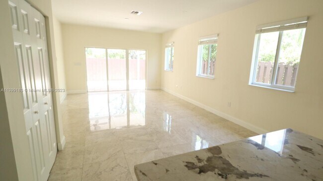 16476 SW 76th St, Miami, FL 33193 - House Rental in Miami, FL ...