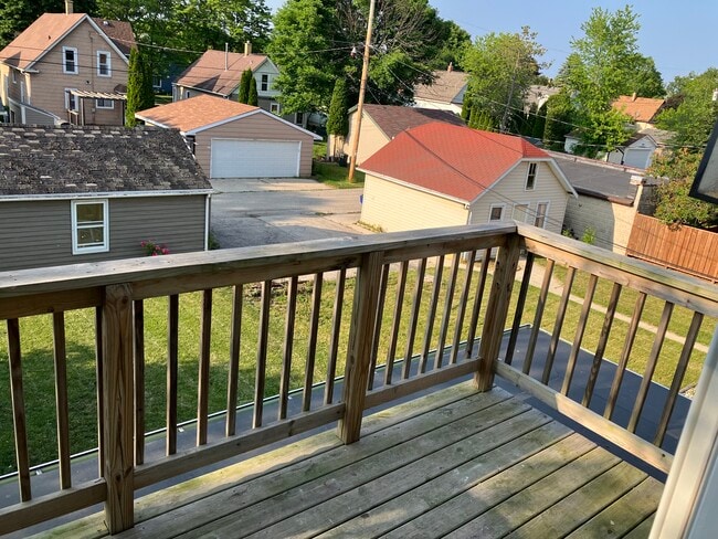 462 W Oakland Ave, Port Washington, WI 53074 - Townhome Rentals in Port ...