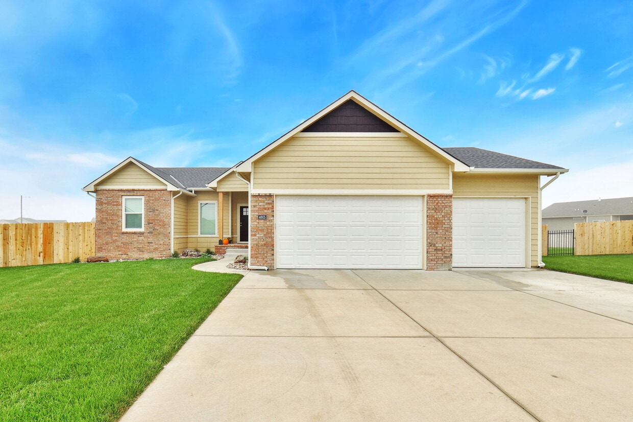 4605 S Doris Ct, Wichita, KS 67215 - House Rental in Wichita, KS ...