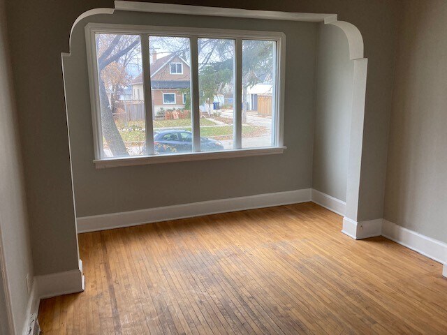 1-637 St John's Ave, Winnipeg, MB R2W 1G8 - Maison à Louer à Winnipeg ...