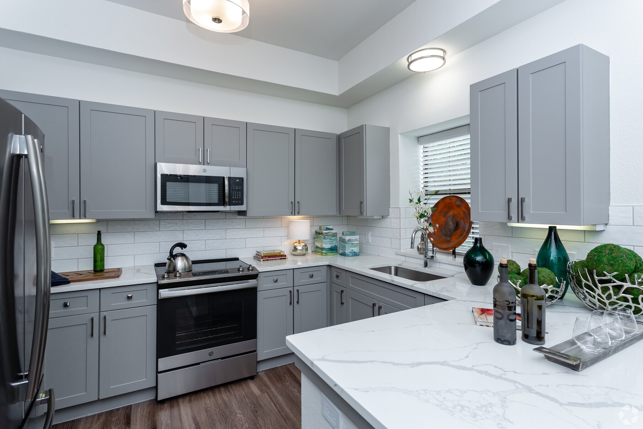State Thomas Ravello - 2610 Allen St Dallas, TX 75204 | Apartments.com
