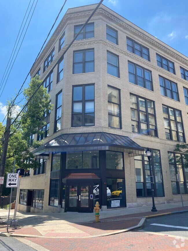 Compton Village Townhouses under $3,000 - Wilmington, DE - 27 ...