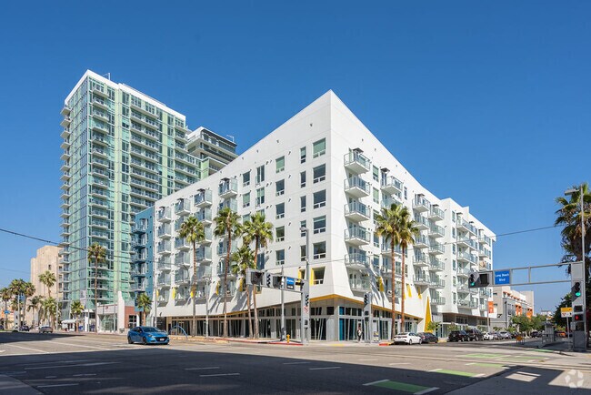 Downtown Long Beach Apartments for Rent with Hardwood Floors - Long ...