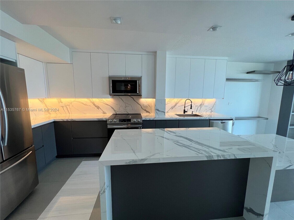 3000 Coral Wy Unit 919, Coral Gables, FL 33145 - Condo for Rent in ...