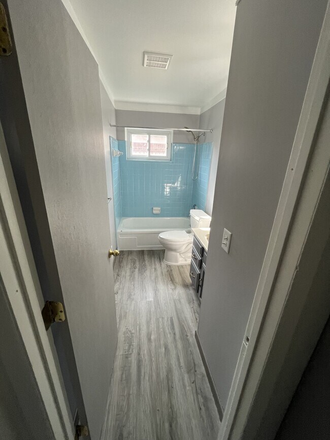 8840 E 14 Mile Rd, Warren, MI 48093 - House Rental in Warren, MI | Apartments.com