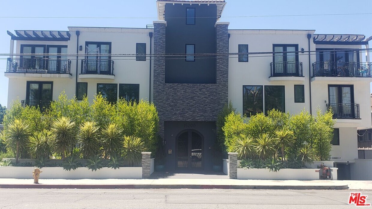 15200 Magnolia Blvd Unit 103, Los Angeles, CA 91403 - Condo for Rent in ...