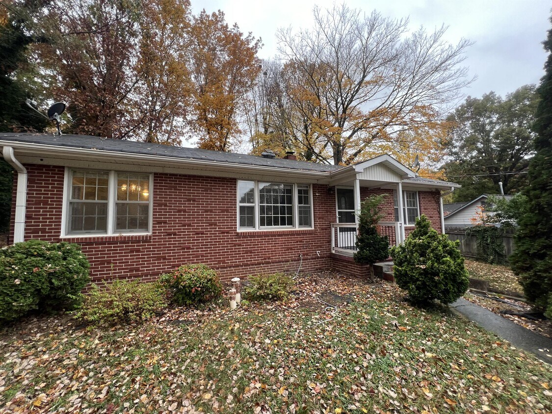 1184 Lamont Dr, Winston-Salem, NC 27103 - House Rental in Winston-Salem ...