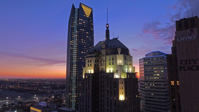 The First Residences at First National Apartments - 140 N Park Ave ...