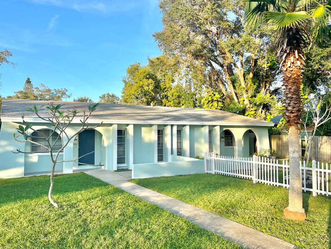 5215 17Th Ave S, Gulfport, FL 33707 - House Rental in Gulfport, FL ...