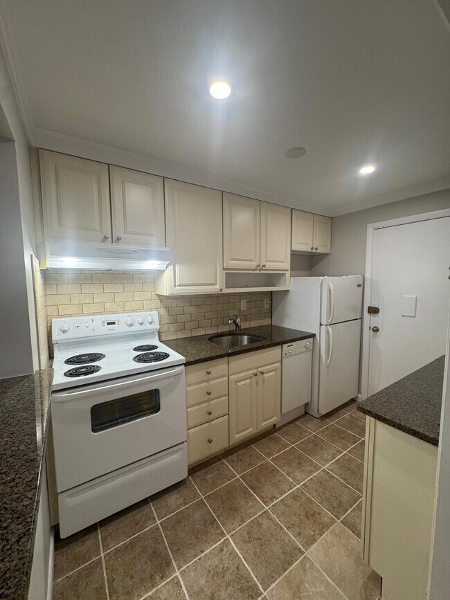 Ashmont Hill Apartments for Rent with Wheelchair Access - Boston, MA ...