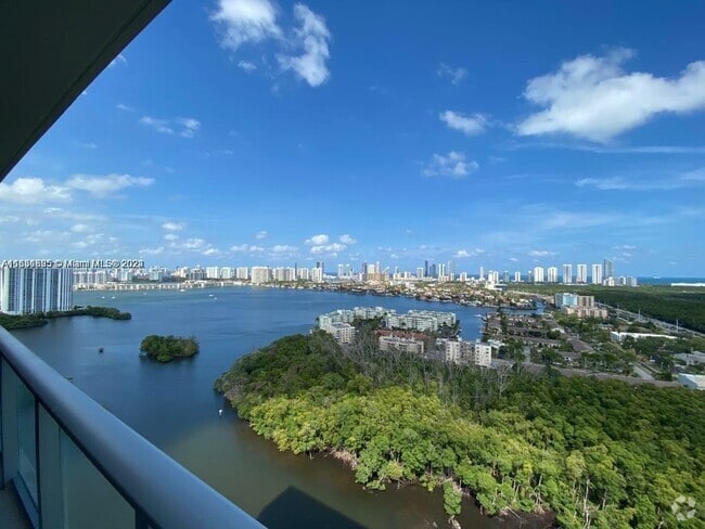 Fulford Apartments for Rent with Hardwood Floors - North Miami Beach, FL - Updated Today ...