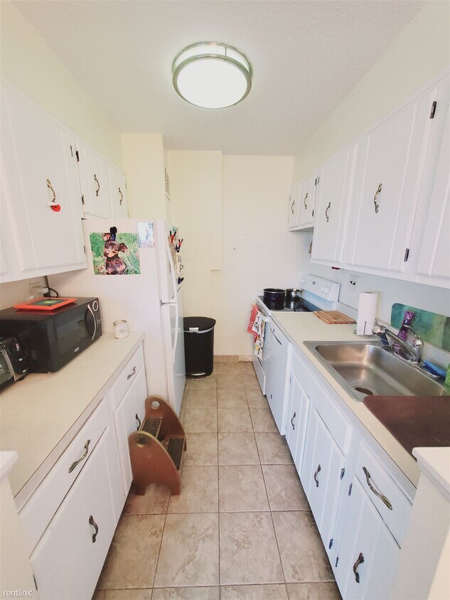 44 Strawberry Hill Ave Unit Ste 5, Stamford, CT 06902 - Condo for Rent ...