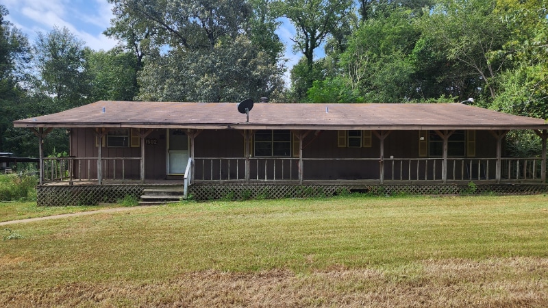 1502 E Viola St, Gladewater, TX 75647 | Apartments.com