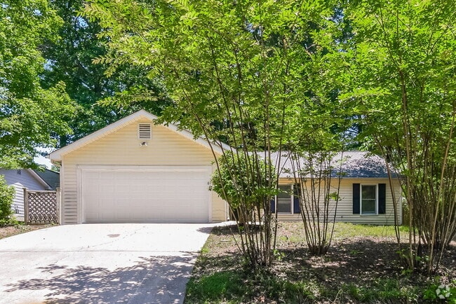 Stevens Forest Apartments for Rent with Extra Storage - Peachtree City ...