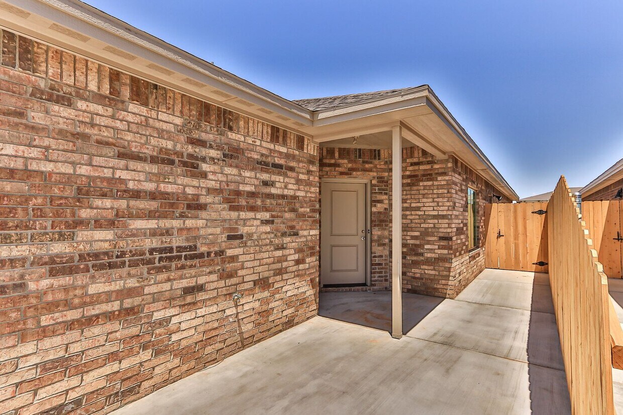 1218 Preston Trails Unit A, Wolfforth, TX 79382 - Room for Rent in ...
