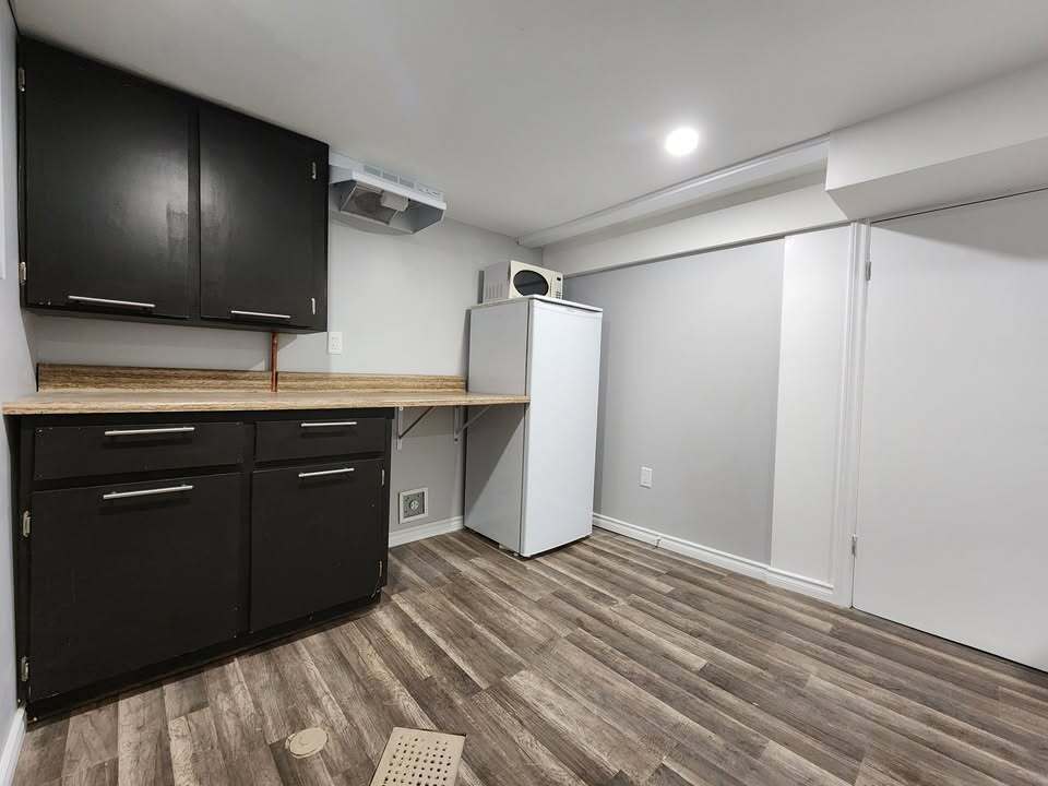 329 Randolph Ave Unit Room 0-2, Windsor, ON N9B 2T4 - Apartment for ...