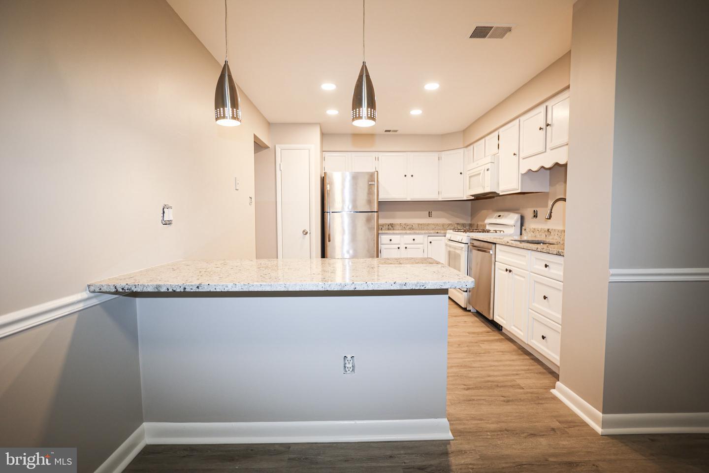 3877 Steppes Ct, Falls Church, VA 22041 - Townhome Rentals in Falls ...