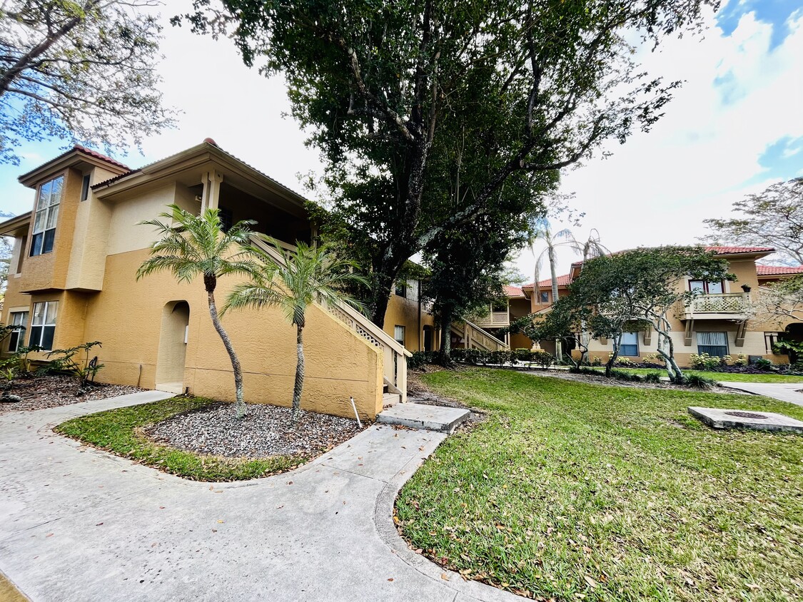 4815 Via Palm Lakes Unit 1401, West Palm Beach, FL 33417 - Condo for ...