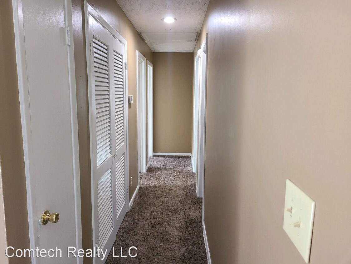 9545 Snake Rd, Dayton, OH 45426 - House Rental in Dayton, OH ...