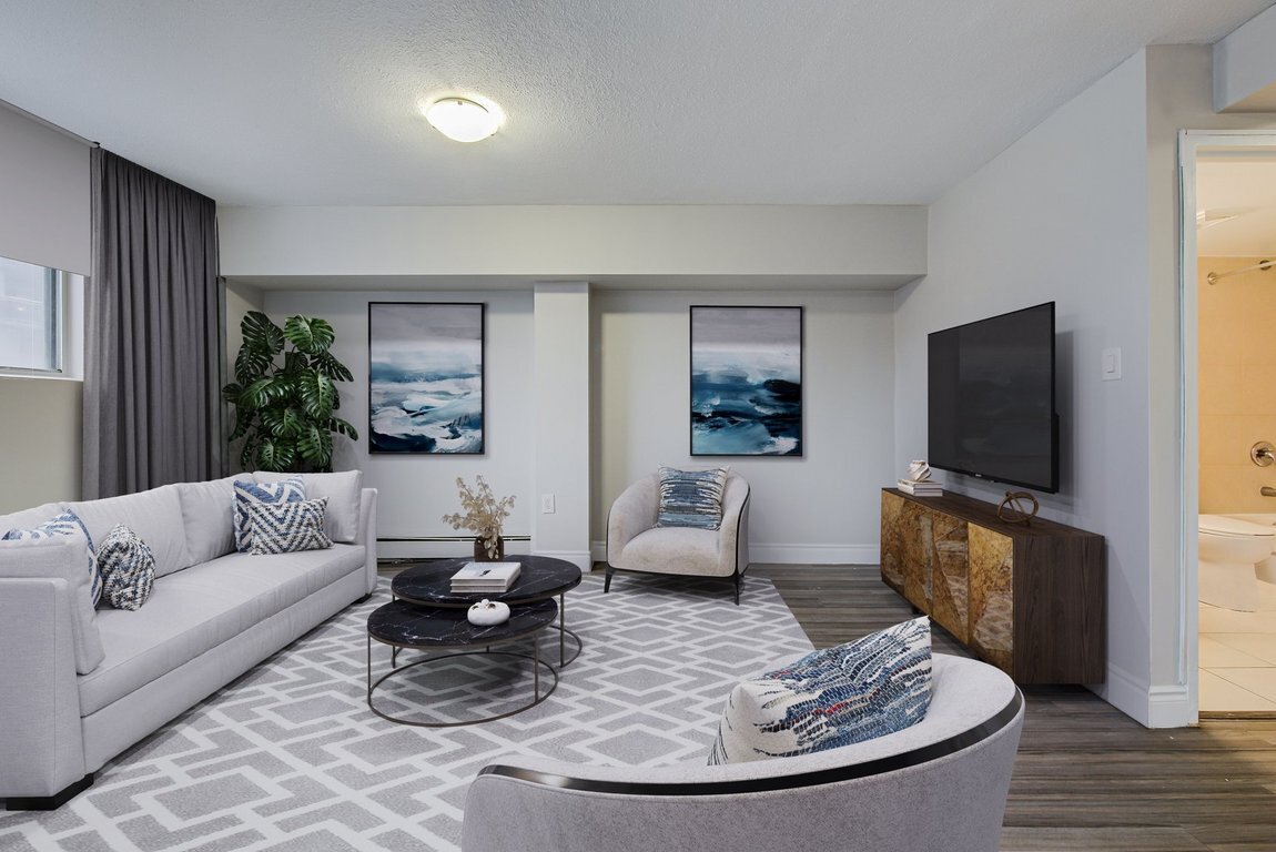 Wellington Place Apartments - 125 Wellington St N Hamilton, ON ...