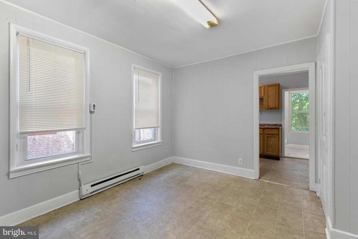 2528 N 5th St Unit 2, Philadelphia, PA 19133 - Room for Rent in ...