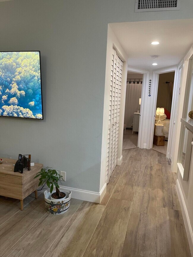 3322 Cynthia Ln Unit 201, Lake Worth Beach, FL 33461 - Condo for Rent ...