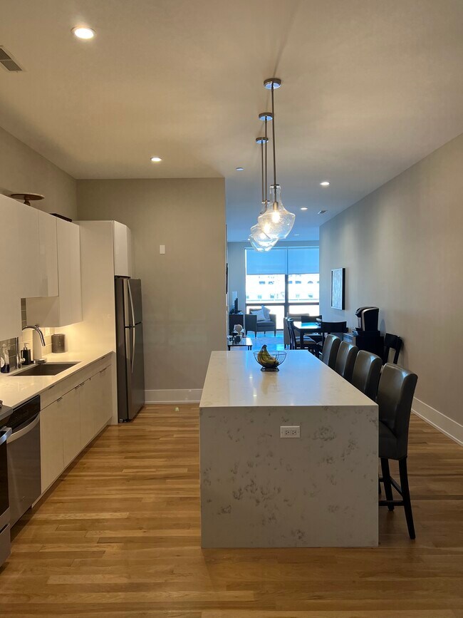 4748 N Ashland Ave Unit 301, Chicago, IL 60640 - 4748 N Ashland Ave ...