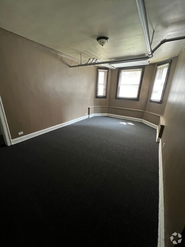 Greater Grand Crossing Basement Apartments for Rent - Chicago, IL - 1 ...