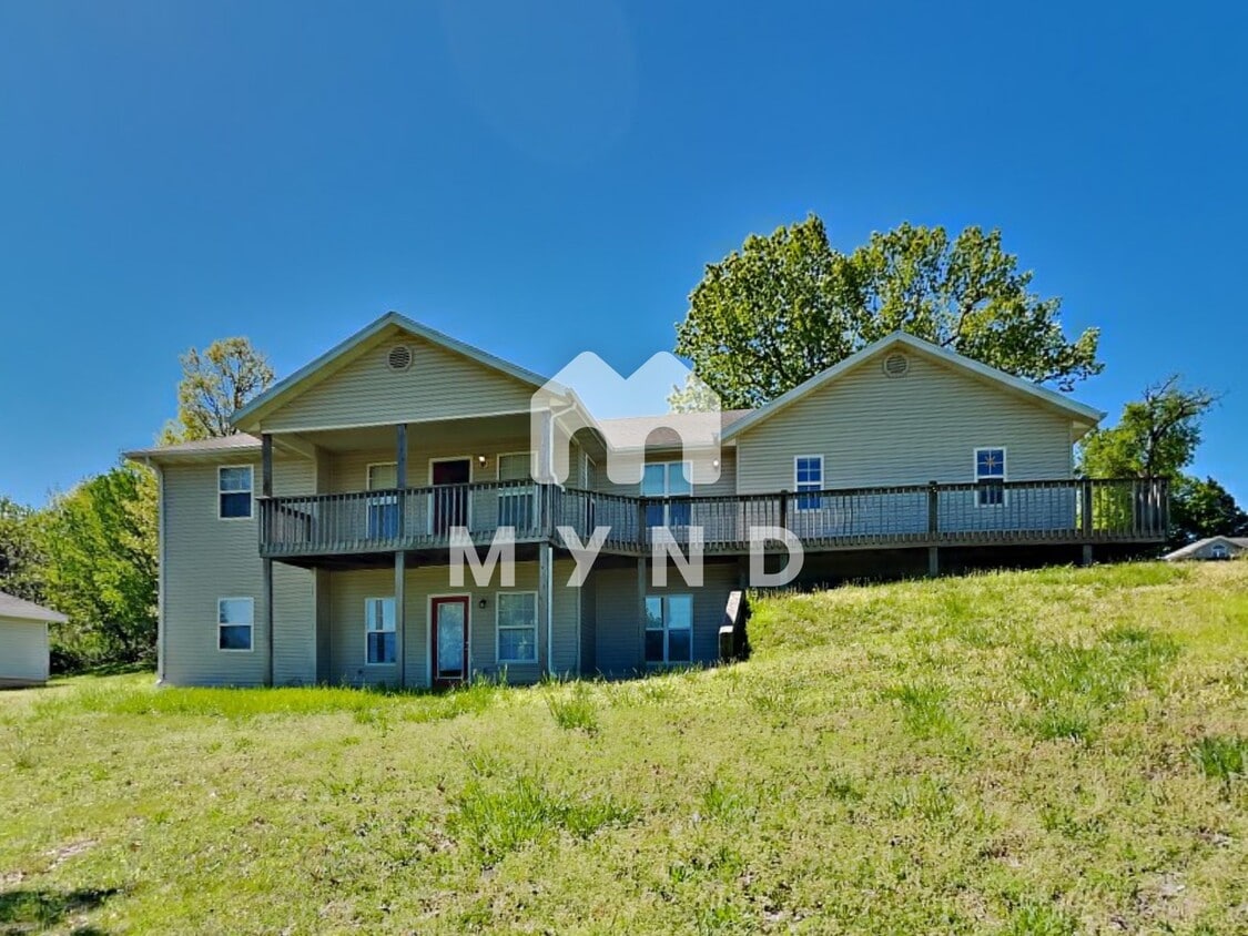 66 Celebration Dr. - House Rental in Reeds Spring, MO | Apartments.com