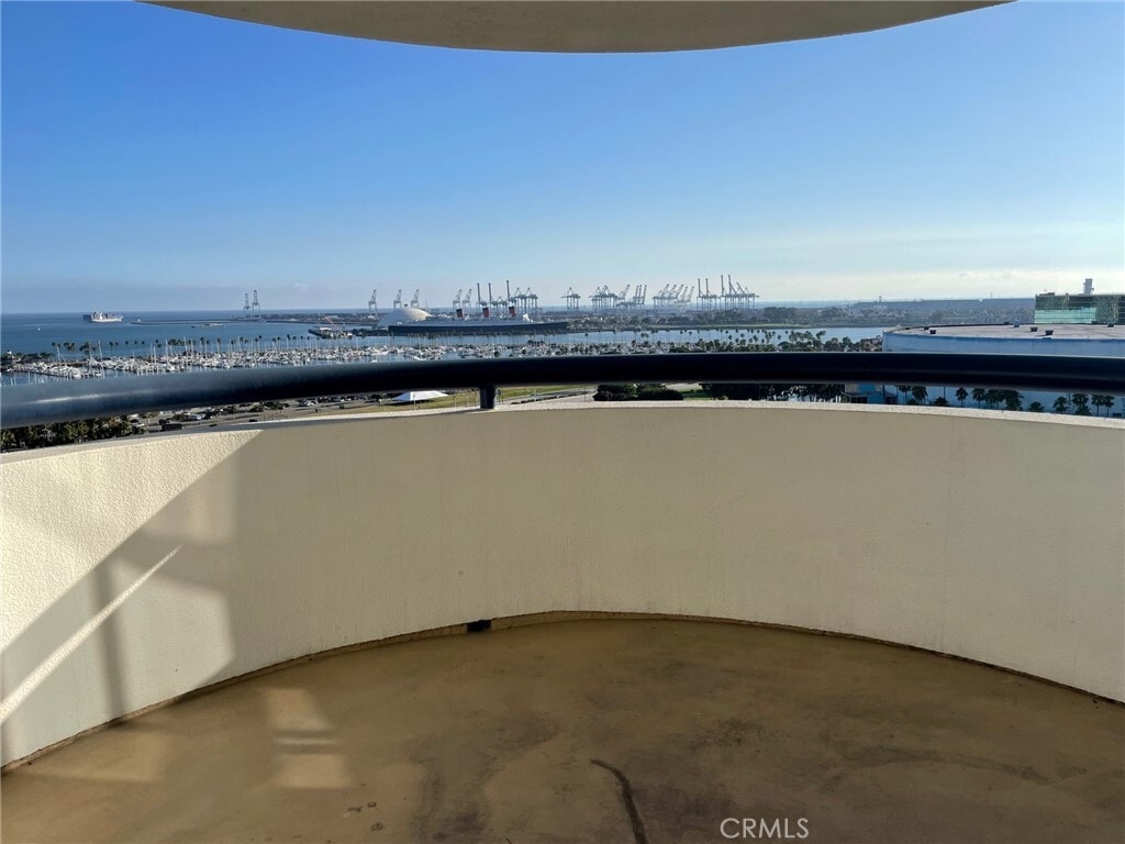 525 E Seaside Way, Long Beach, CA 90802 - Condo for Rent in Long Beach ...