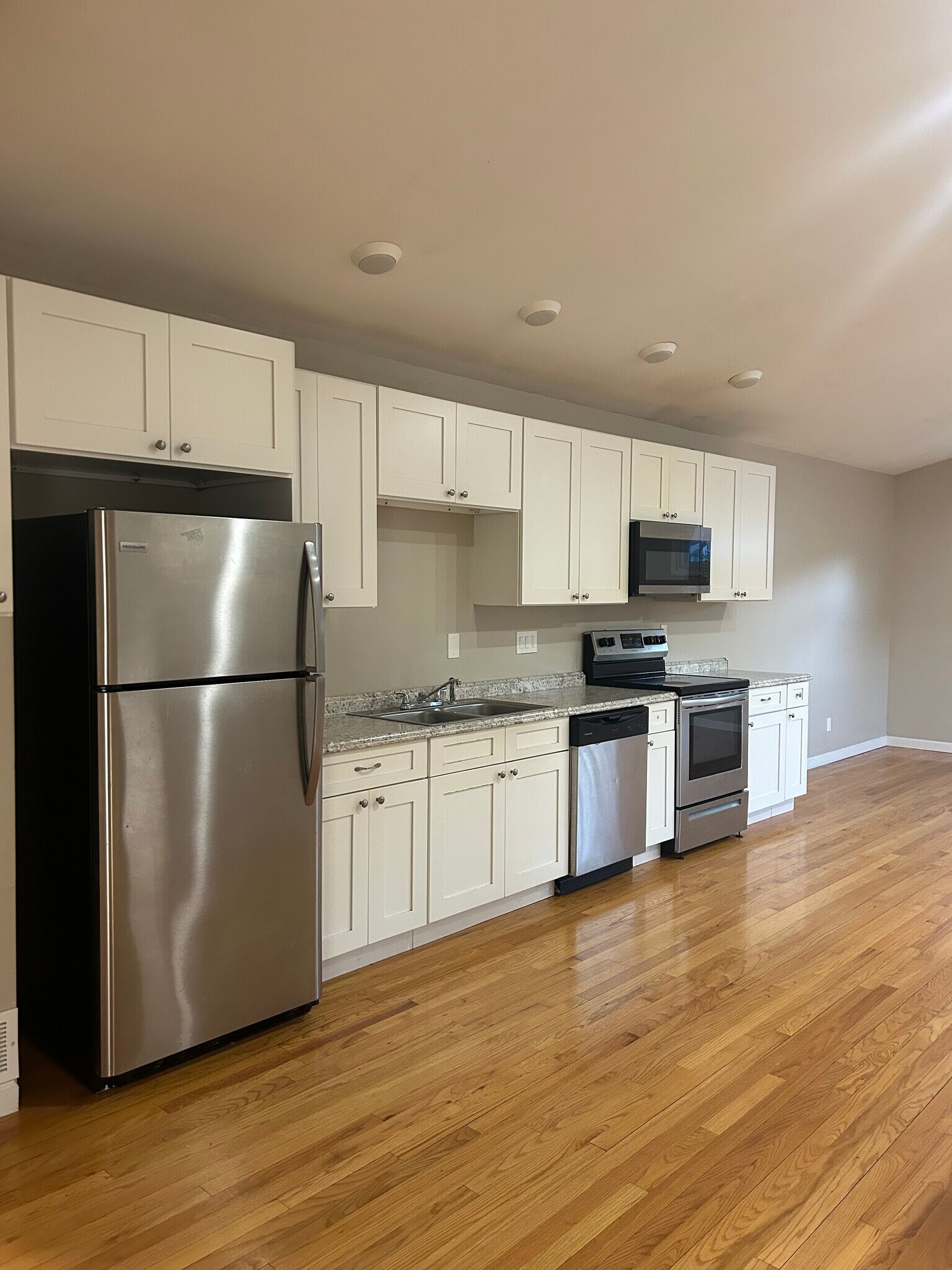 19 Church Ln Unit A, East Lyme, CT 06333 - 19 Church Ln East Lyme, CT ...