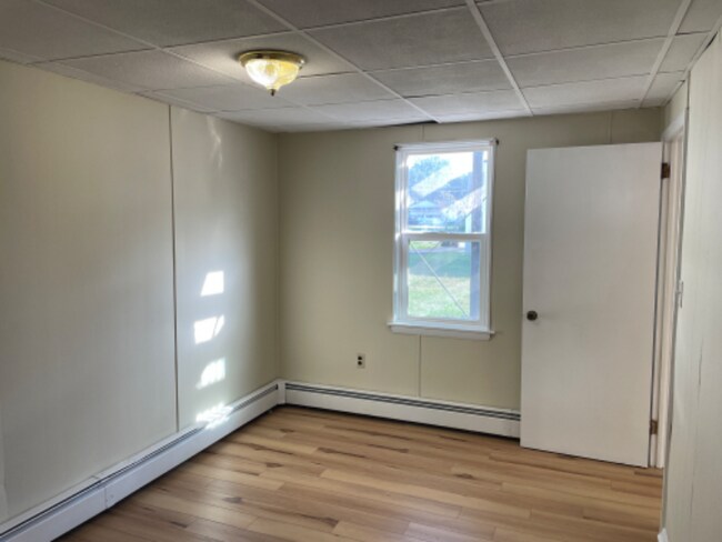 510 Bridge St, Mont Clare, PA 19453 - Apartment for Rent in Mont Clare ...