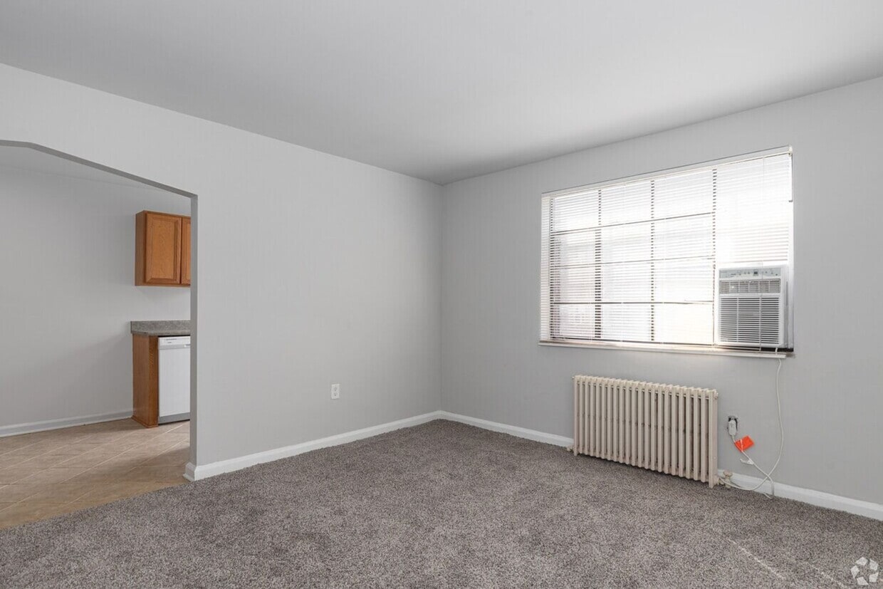 Hyde Park Commons - HPA - 4211 Allendorf Dr Cincinnati, OH 45209 ...