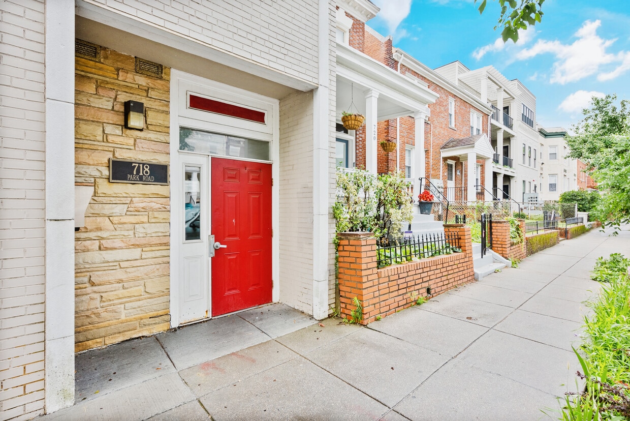 718 Park Rd NW Unit 2, Washington, DC 20010 - Condo for Rent in ...