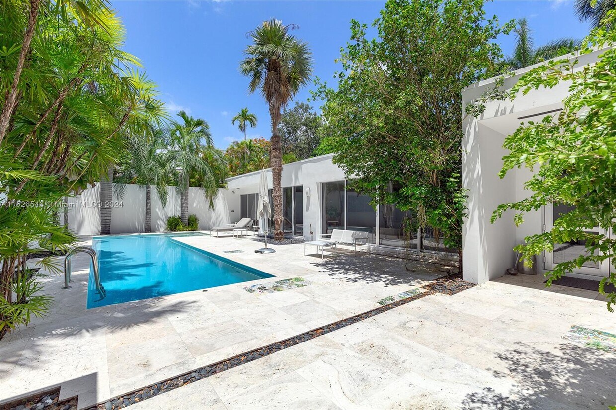 5001 SW 76th St, Miami, FL 33143 - House Rental in Miami, FL ...