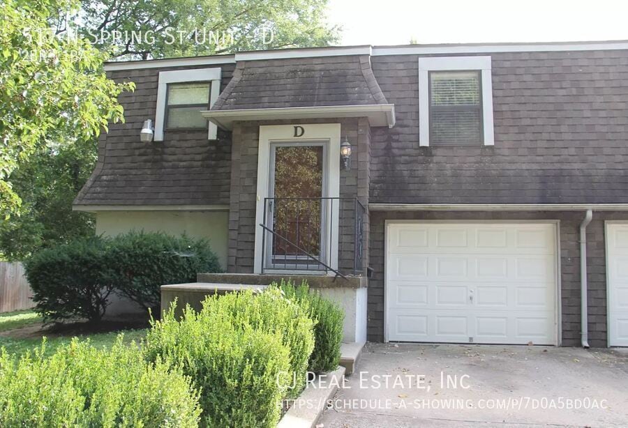 517 N Spring St Unit D, Independence, MO 64050 - Room for Rent in ...