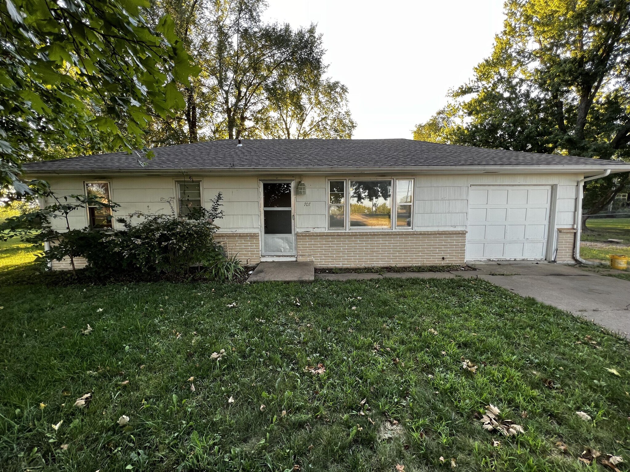 707 S Webster St, Spring Hill, KS 66083 - House Rental in Spring Hill ...