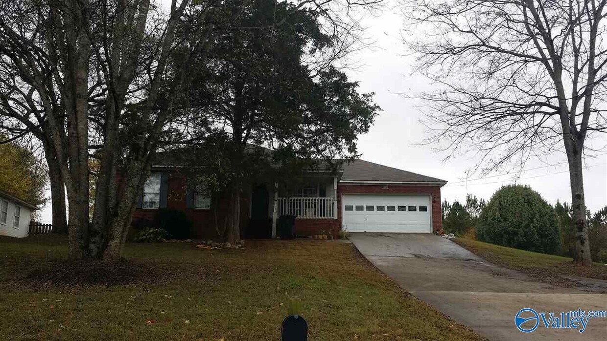 591 Bell Factory Rd, Huntsville, AL 35811 - House Rental in Huntsville ...