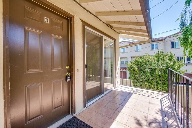 676 Reseda Dr Unit 3-676 Reseda, Sunnyvale, CA 94087 - Room for Rent in ...