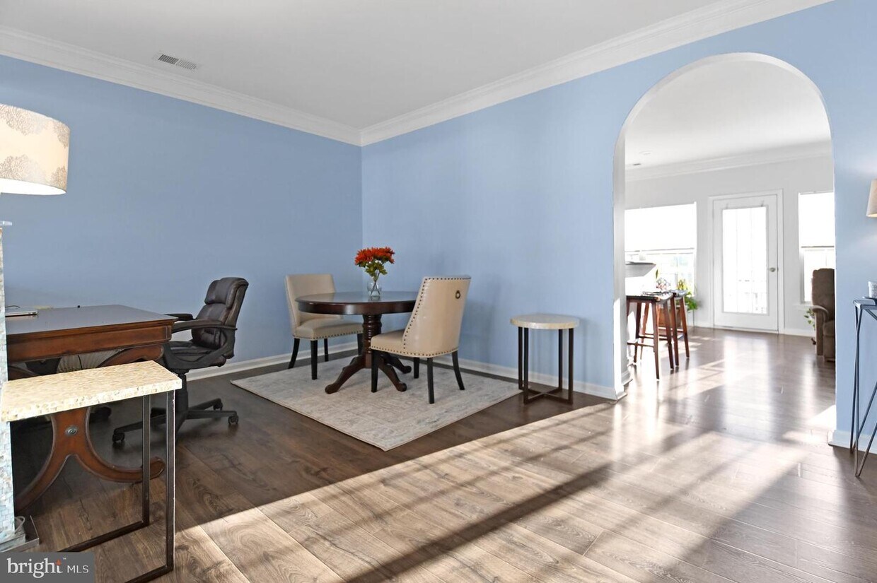 1818a Poolside Ln Unit 36B, Frederick, MD 21701 - Room for Rent in ...