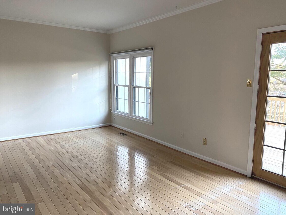 13 Dickens Square, Timonium, MD 21093 - Townhome Rentals in Timonium MD ...