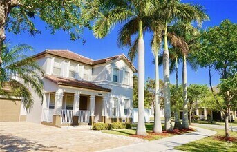 Renaissance Ranches Apartments for Rent with Hardwood Floors - Miami ...