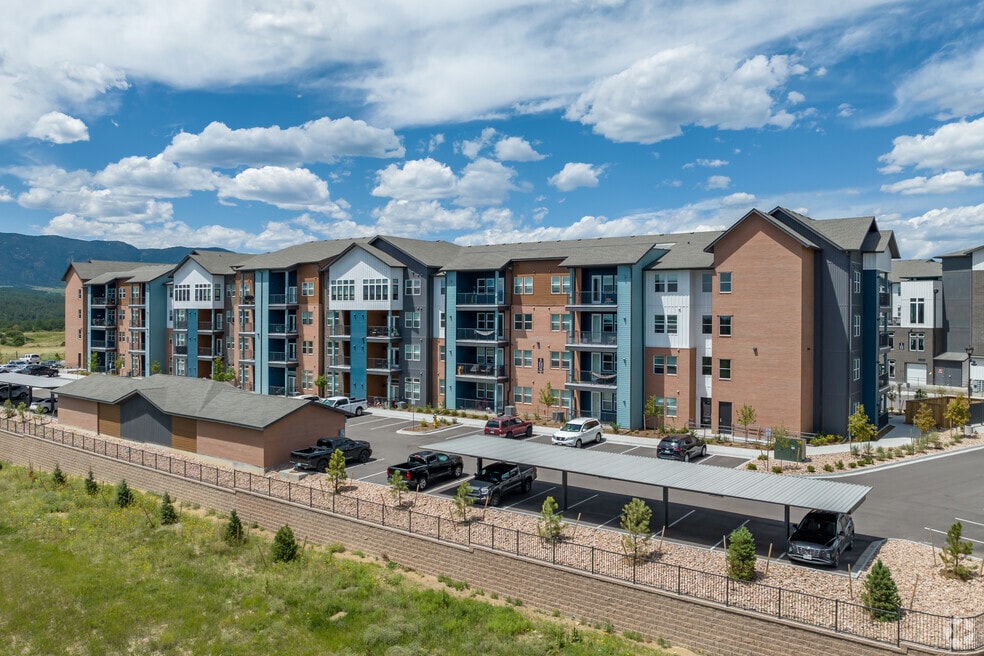 Alta25 Luxury Apartment Homes - 1320 Herman View Way Monument, CO 80132 ...