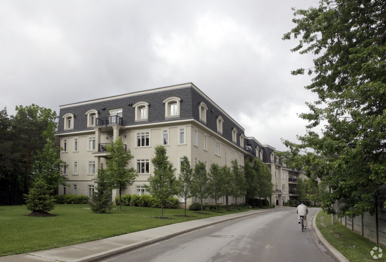 Centennial Forest Heights Apartments - 443 Centennial Forest Dr Milton ...